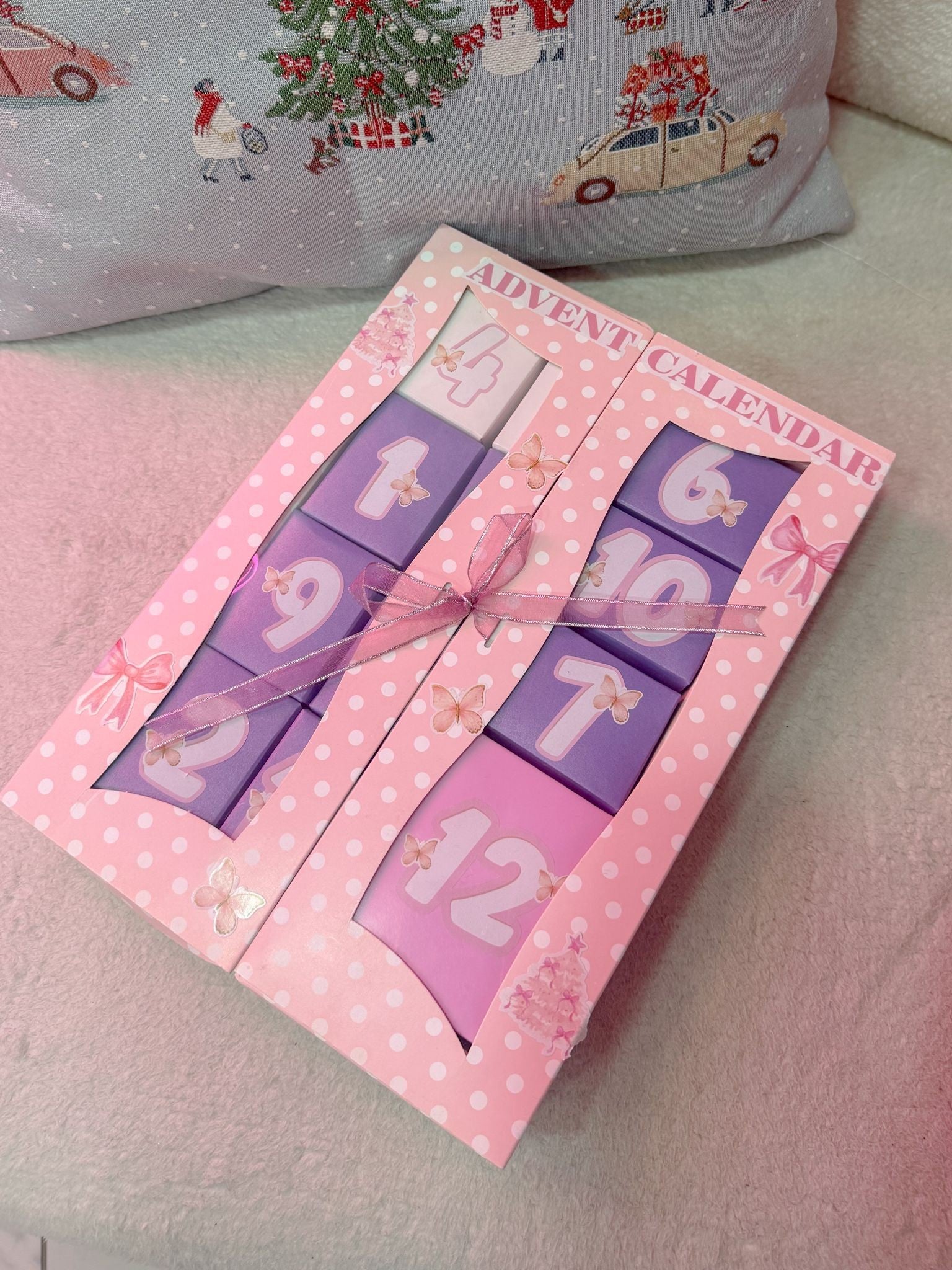 Reorah Pink Polka Dot Advent Calendar 12 Pieces